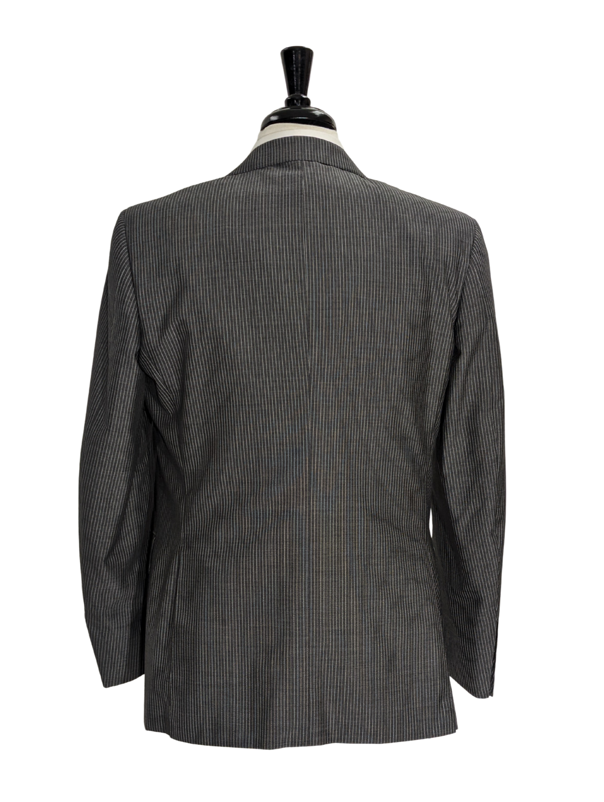 Canali Dark Gray Pinstriped 100% Wool Suit 40R – The Suit Depot